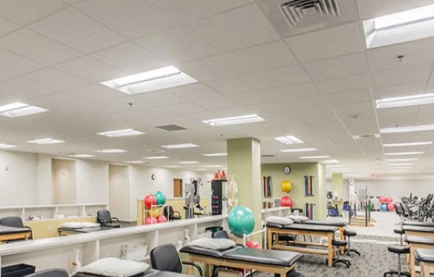 Three Benefits of LED Troffer Lighting